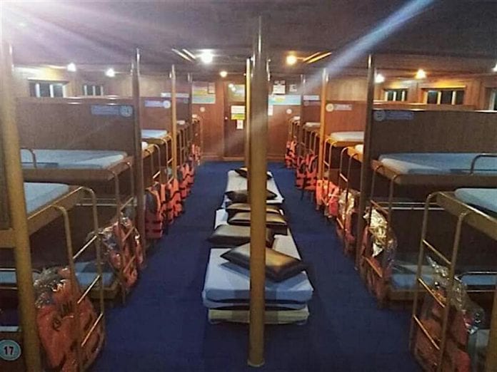 Night Boat Departures to Koh Tao | Funky Turtle