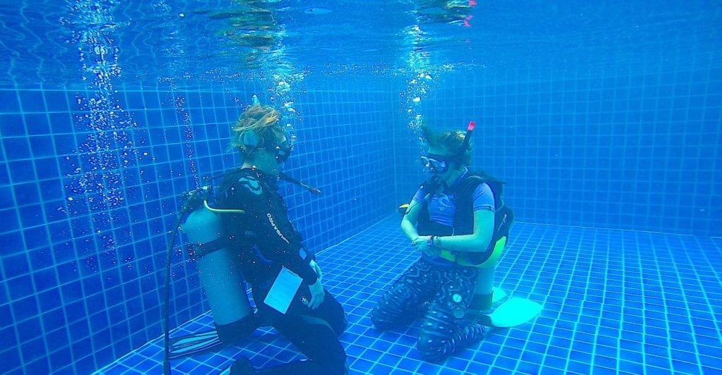 Scuba Review Session on Koh Tao | Funky Turtle